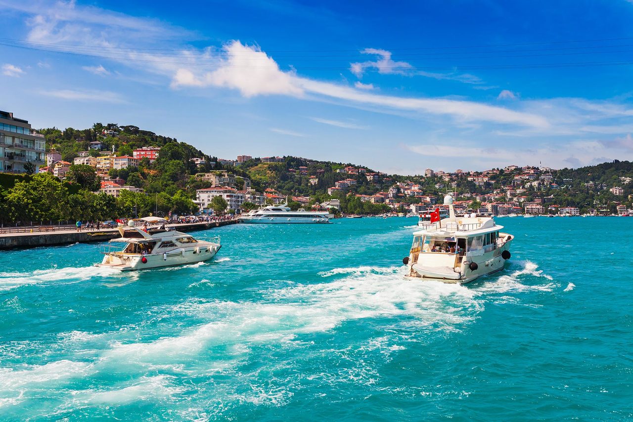 Čierne more, Destinácie, Plavby loďou po celom svete | PT Tours