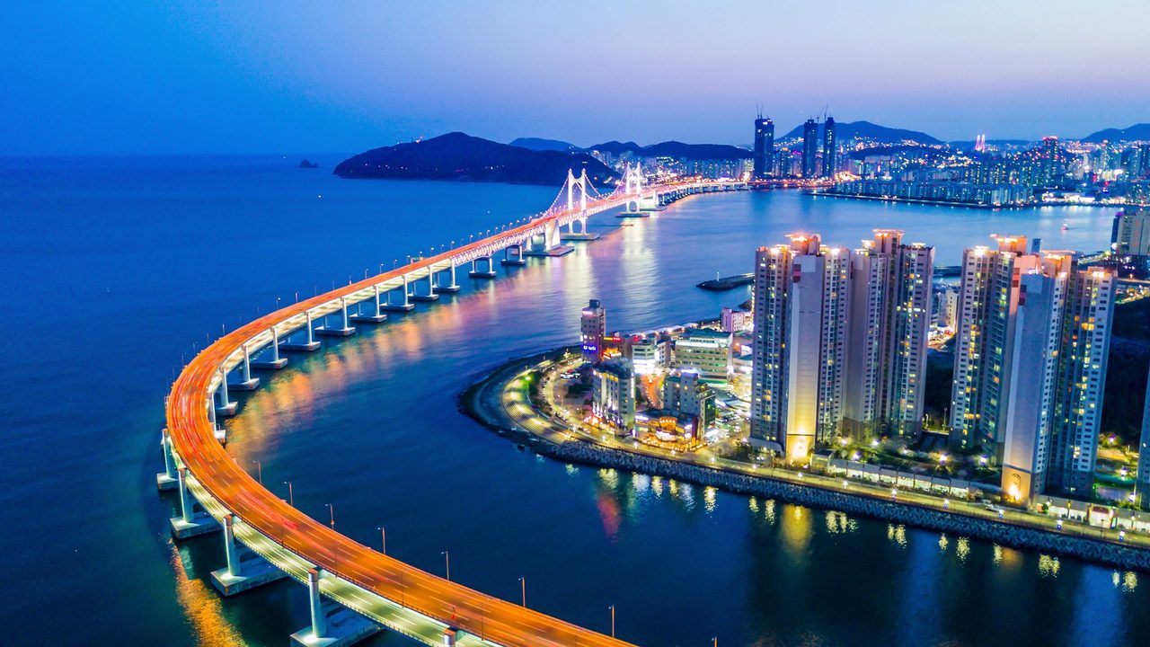 Busan, Južná Kórea, Asie, Destinácie, Plavby loďou po celom svete | PT ...